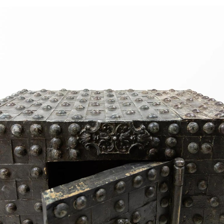 18th Century Black French Iron Safe, Antique Cassa Forte For Sale at ...