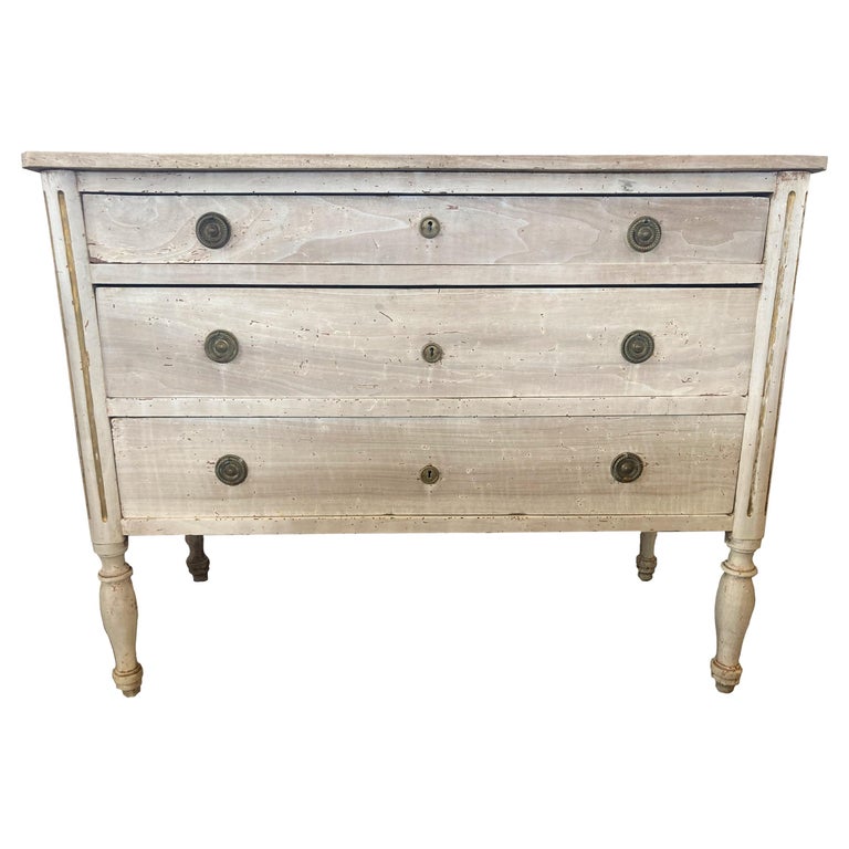 18th Century Bleached Italian Walnut Louis XVI Commode For Sale at 1stDibs