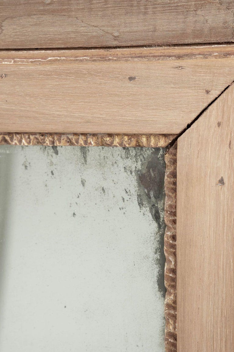 18th Century Bleached Mahogany Mirror with Carved Giltwood Beaded ...