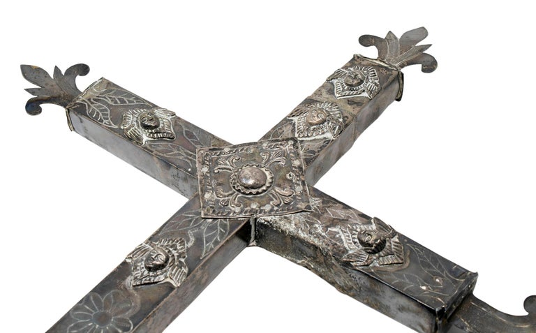 18th Century Bolivian Silver Cross For Sale at 1stDibs