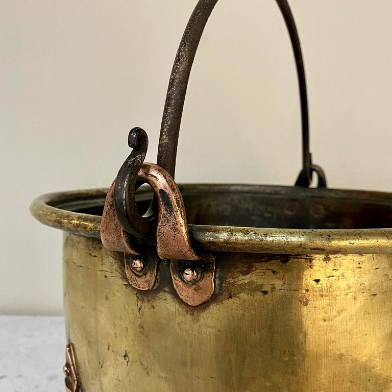18th Century Brass and Copper Hand-Forged Stock Pot For Sale at 1stDibs