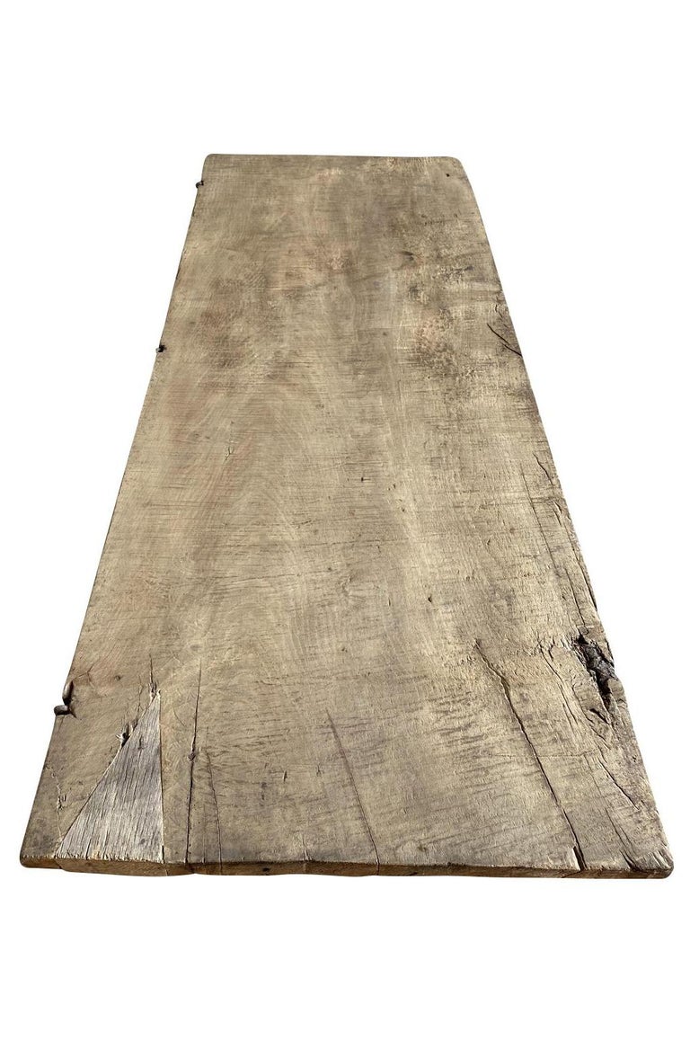 18th Century Catalan Table Basse, Coffee Table For Sale at 1stDibs
