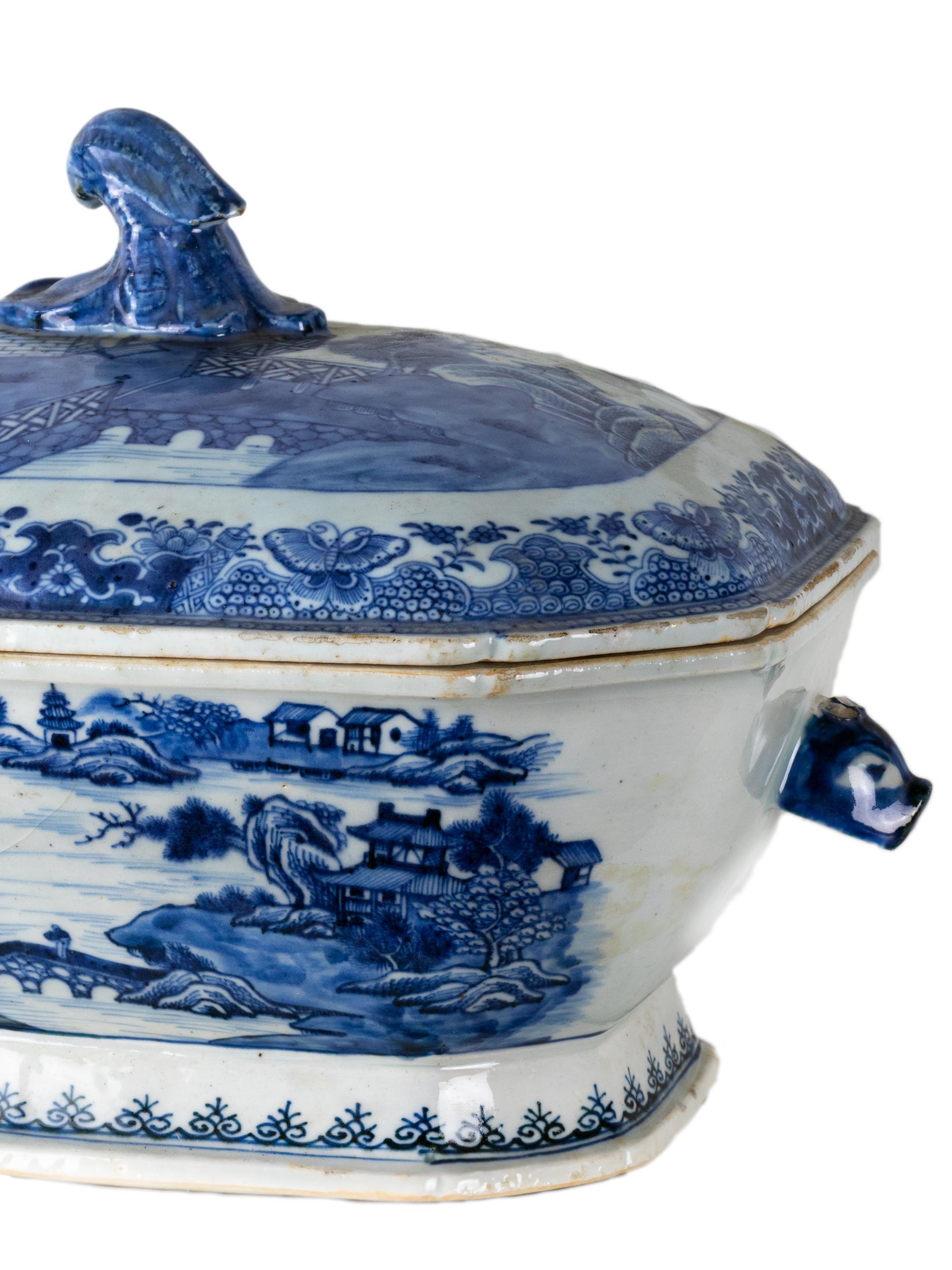 18th Century Chinese Export Blue And White Tureen and Conver For Sale ...