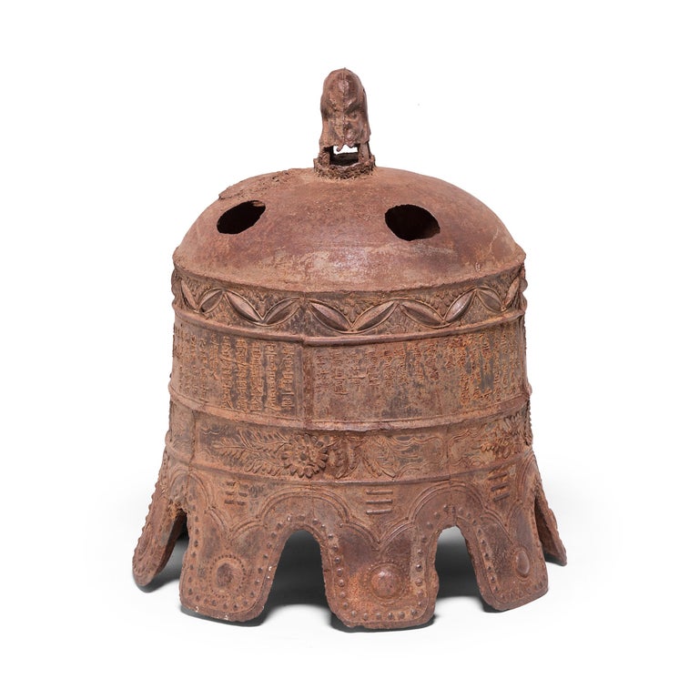 Chinese Wanli-Era Cast Iron Bell For Sale at 1stDibs