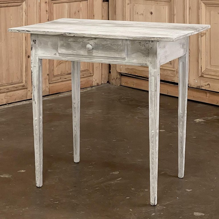18th Century Country French Painted End Table For Sale at 1stDibs