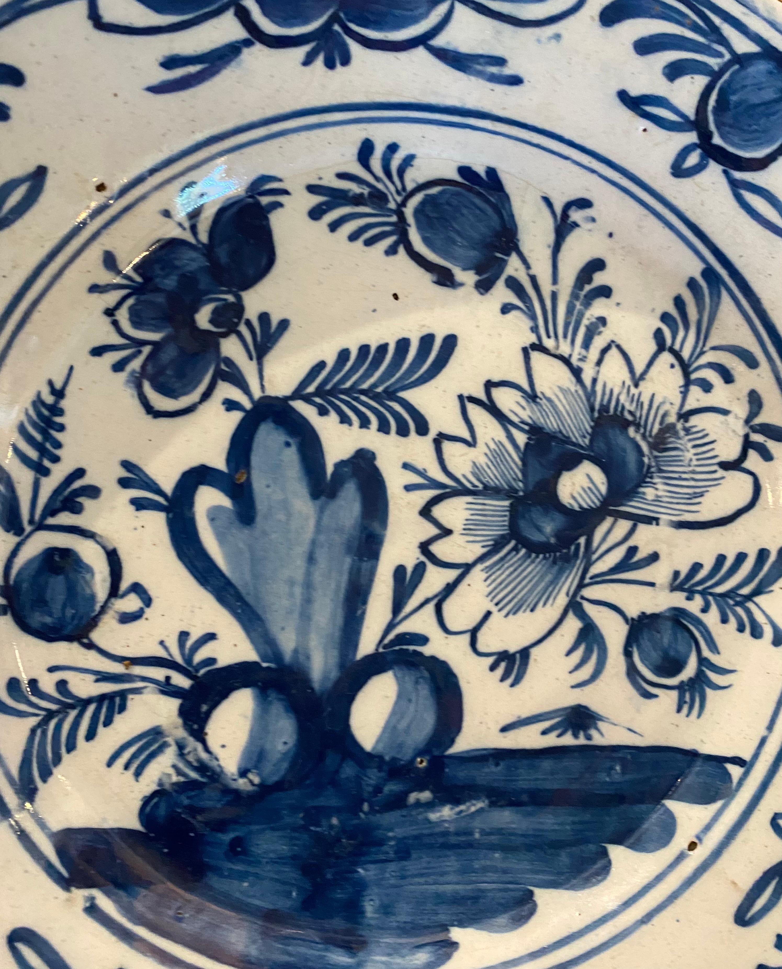 18th Century Delft Plate For Sale at 1stDibs | 17th century delft pottery