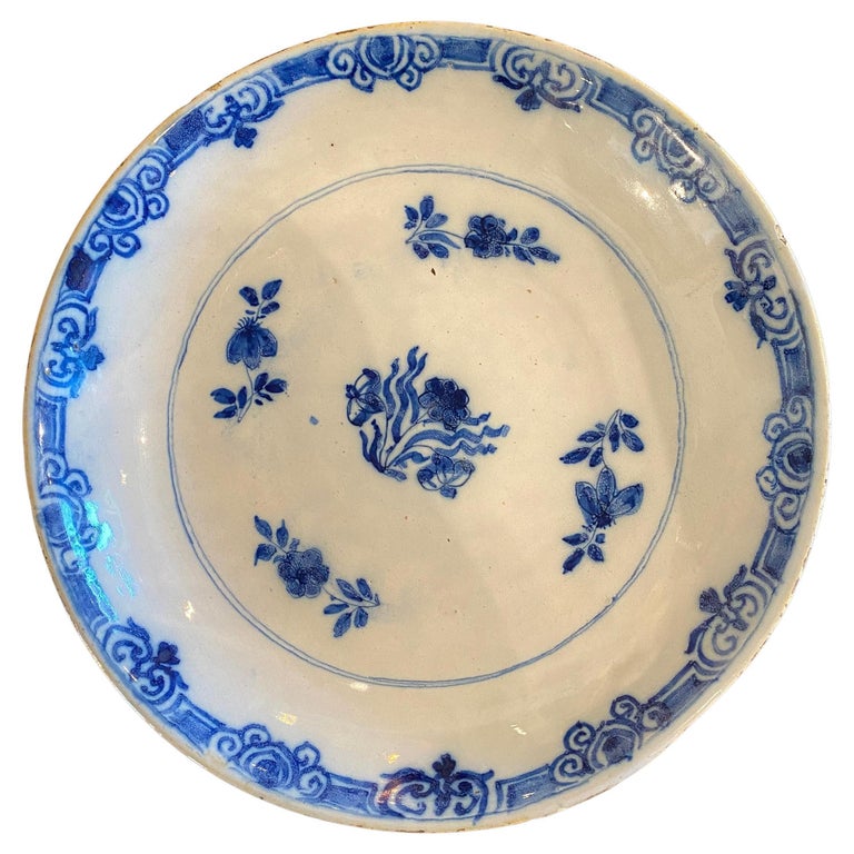 18th Century Delft Plate For Sale at 1stDibs