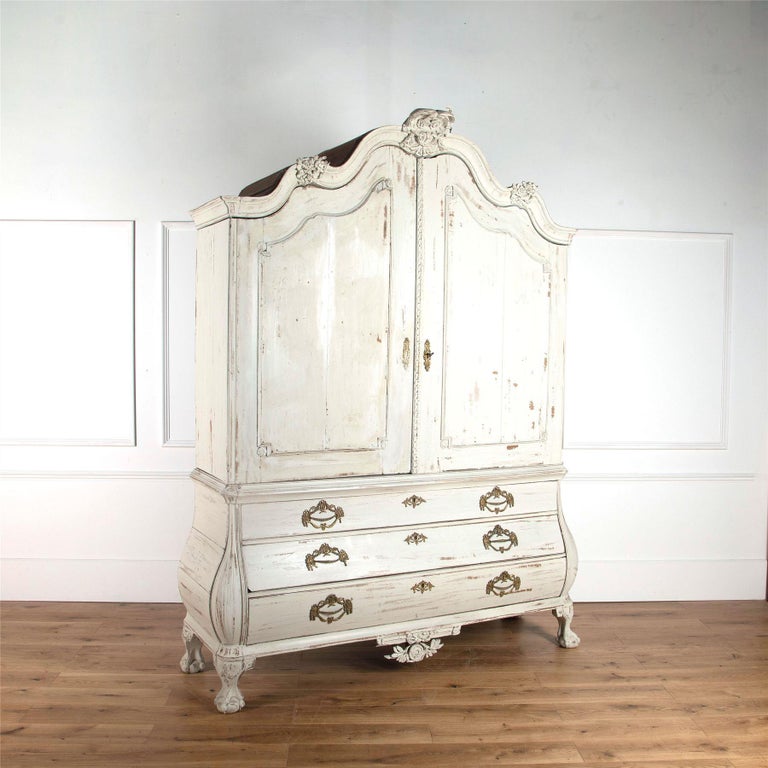 18th Century Dutch Linen Press Cupboard at 1stDibs