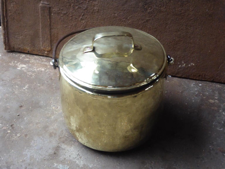 18th Century Dutch Log Basket or Log Holder For Sale at 1stDibs