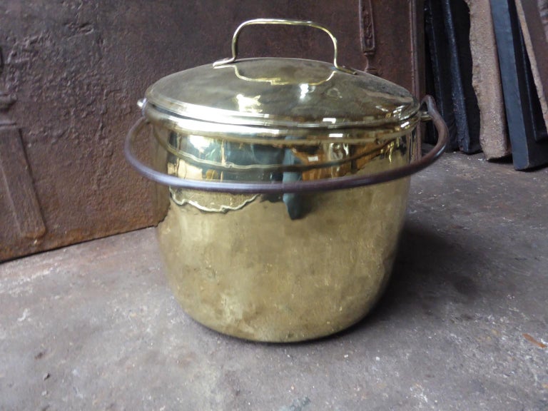 18th Century Dutch Log Basket or Log Holder For Sale at 1stDibs