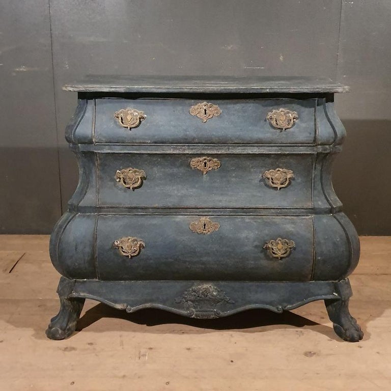 18th Century Dutch Painted Bombe Commode For Sale at 1stDibs