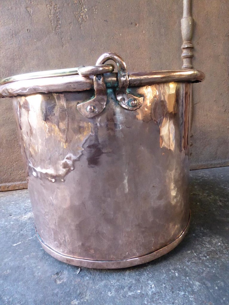 18th Century Dutch Polished Copper Log Basket or Log Holder at 1stDibs