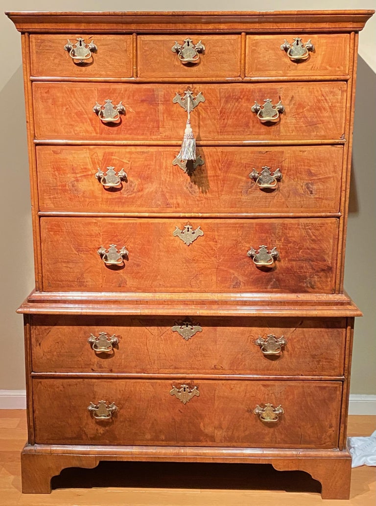 18th Century English Georgian Walnut Chest on Chest For Sale at 1stDibs
