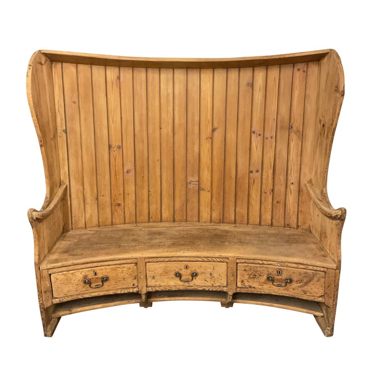 18th Century English Pine Curved Settle For Sale at 1stDibs