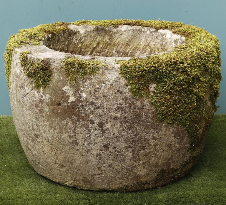 18th Century English Stone Well Head For Sale at 1stDibs