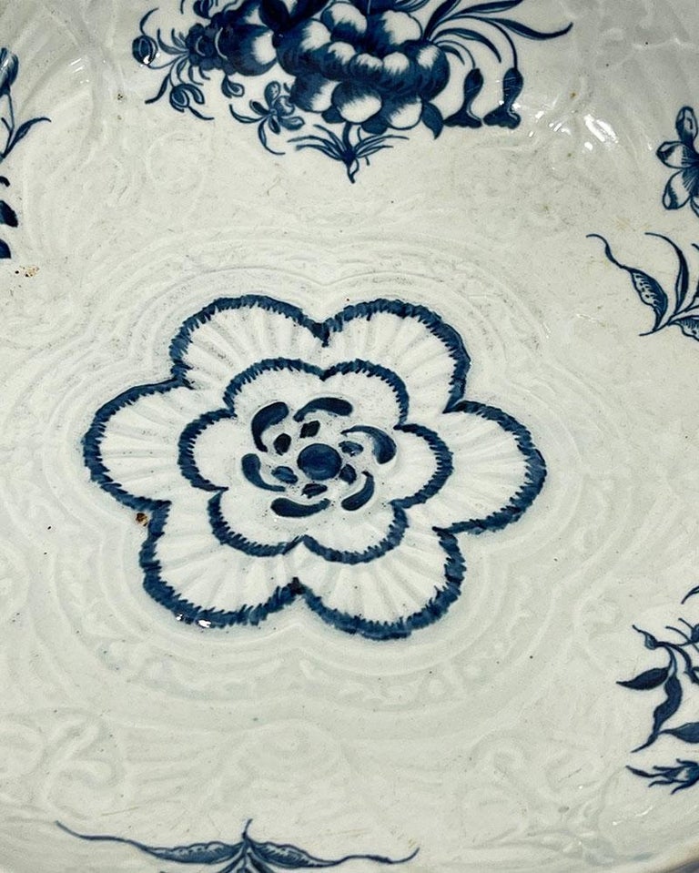 18th Century English Worcester Bowl For Sale at 1stDibs