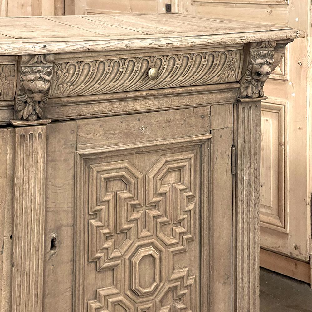 18th Century Flemish Renaissance Buffet in Stripped Oak For Sale at 1stDibs