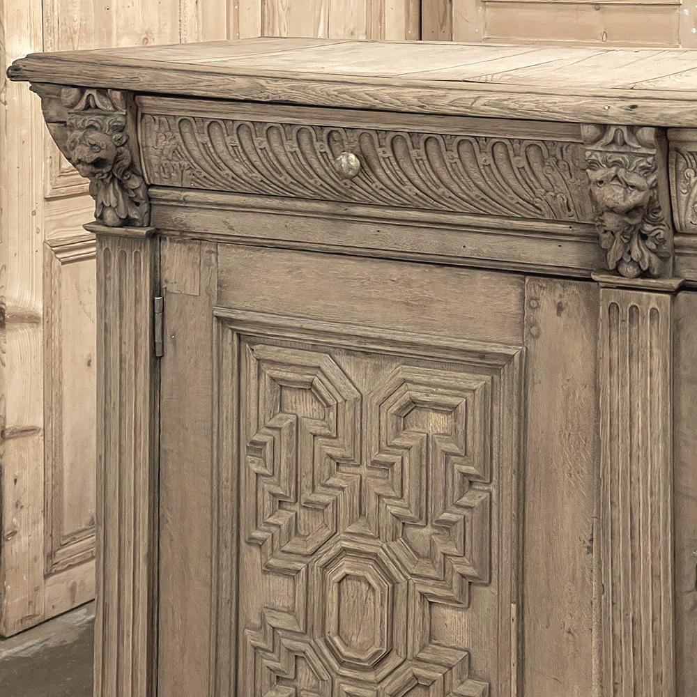 18th Century Flemish Renaissance Buffet in Stripped Oak For Sale at 1stDibs