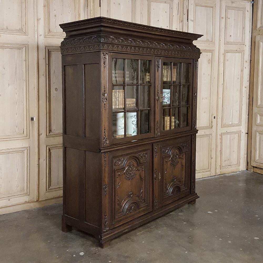 18th Century French Louis XIV Bookcase, Vitrine For Sale at 1stDibs