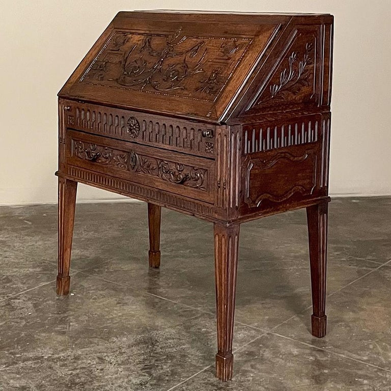 18th Century French Louis XVI Period Secretary For Sale at 1stDibs
