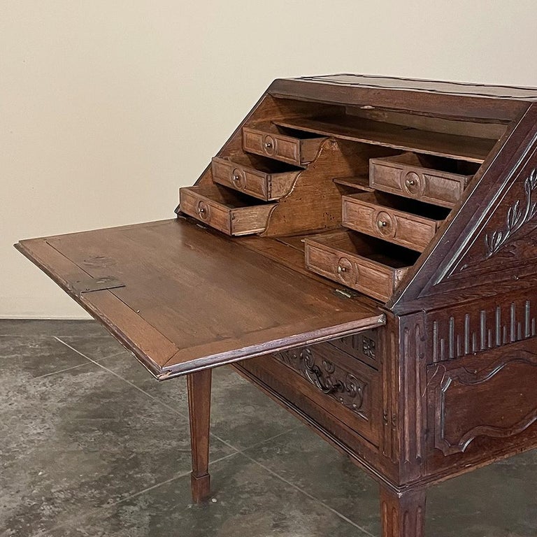 18th Century French Louis XVI Period Secretary For Sale at 1stDibs