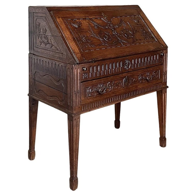 18th Century French Louis XVI Period Secretary For Sale at 1stDibs
