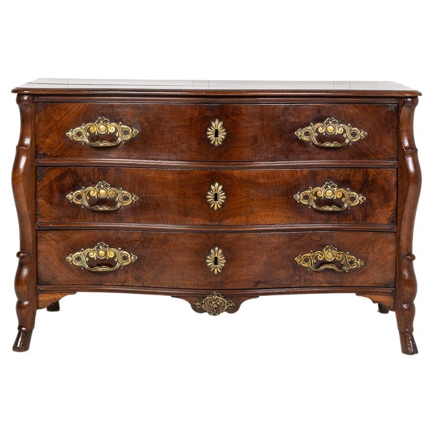 18th Century French Walnut Commode For Sale at 1stDibs
