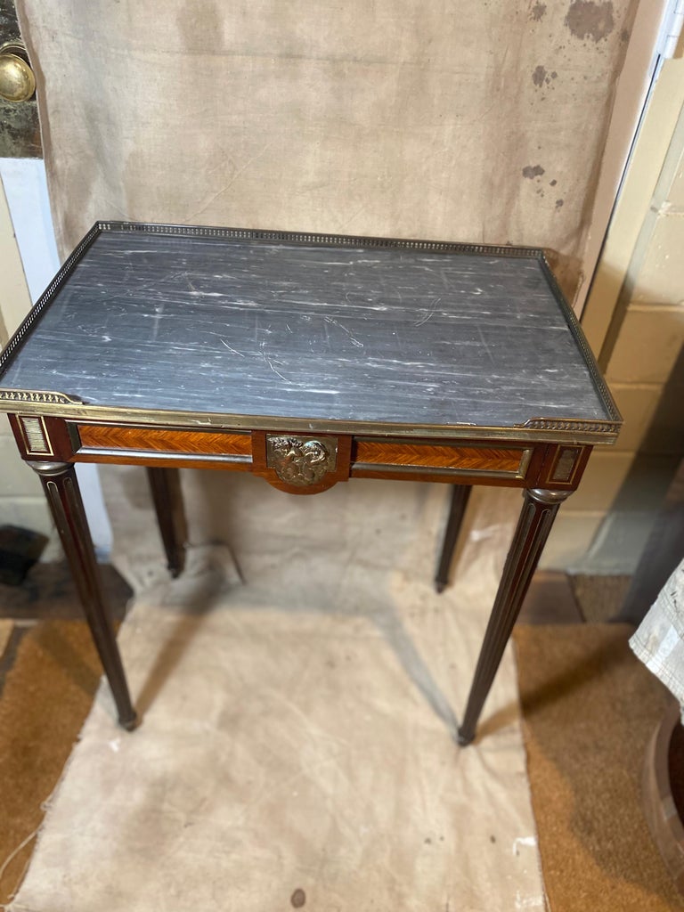 18th Century French Neoclassical Side Table For Sale at 1stDibs