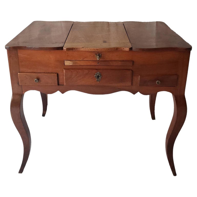 18th Century French Provincial Coiffeuse Poudreuse at 1stDibs