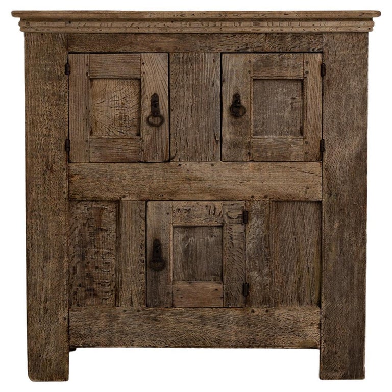 18th Century German Oak Buffet For Sale at 1stDibs