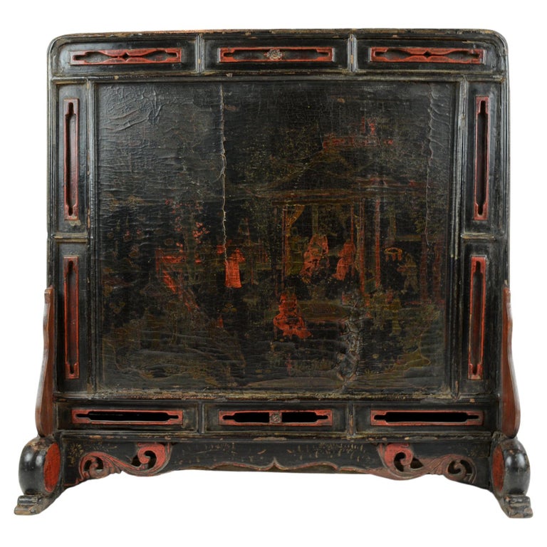 18th Century Gilt Painted Table Screen For Sale at 1stDibs