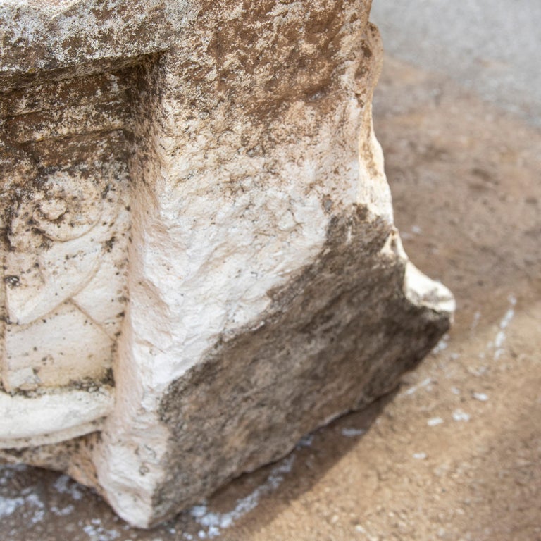18th Century Hand-Carved Stone Capital in Corinthian Style For Sale at ...