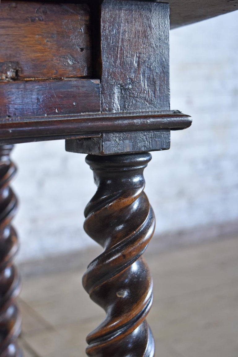 18th Century Italian Baroque Small Walnut Center / End Table at 1stDibs