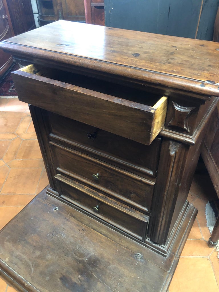 18th Century Italian Louis XV Walnut Kneeler Faldstool with Secret Draw ...