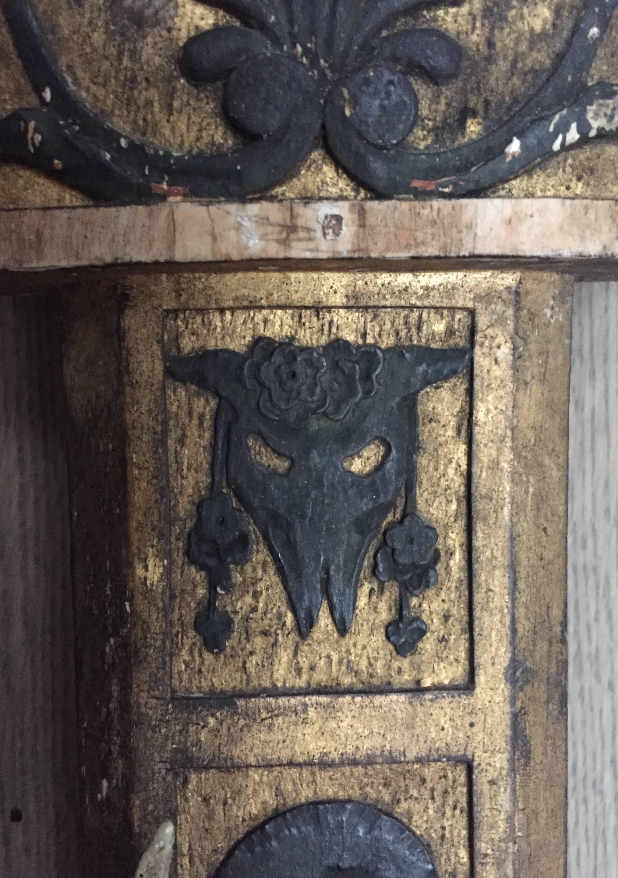 18th Century Italian Neoclassical Gilt and Painted Decorative Wood ...