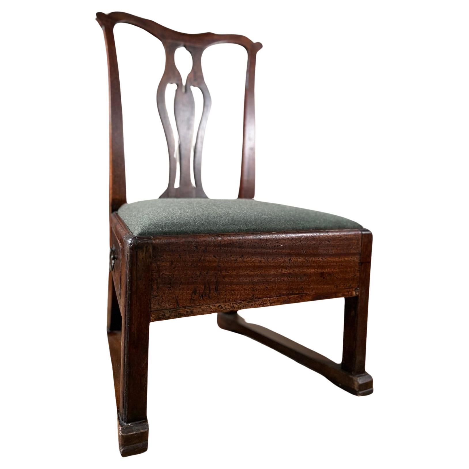 18th century lambing chair For Sale at 1stDibs