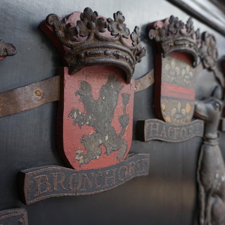 18th Century Large Carved Polychrome Dutch 'Hacfort' Heraldic Shield at ...