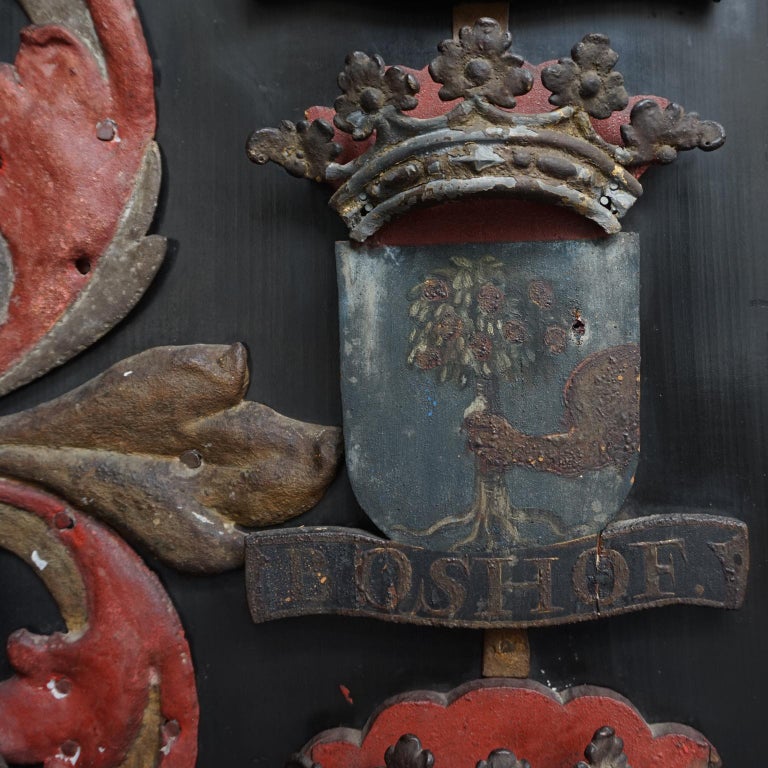 18th Century Large Carved Polychrome Dutch 'Hacfort' Heraldic Shield at ...