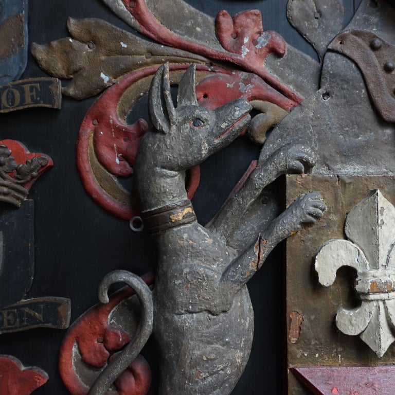18th Century Large Carved Polychrome Dutch 'Hacfort' Heraldic Shield at ...