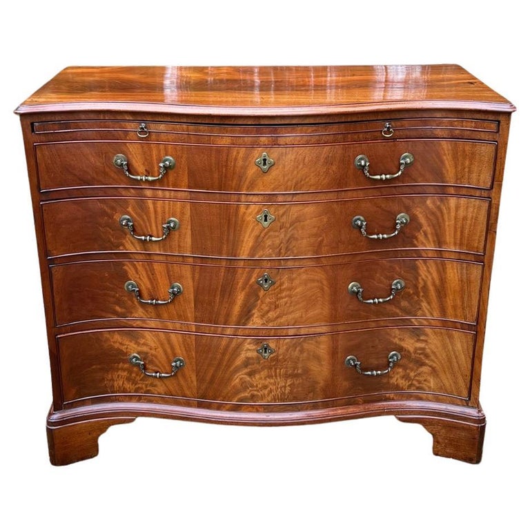 18th Century Mahogany Serpentine Chest Of Drawers with brushing slide ...