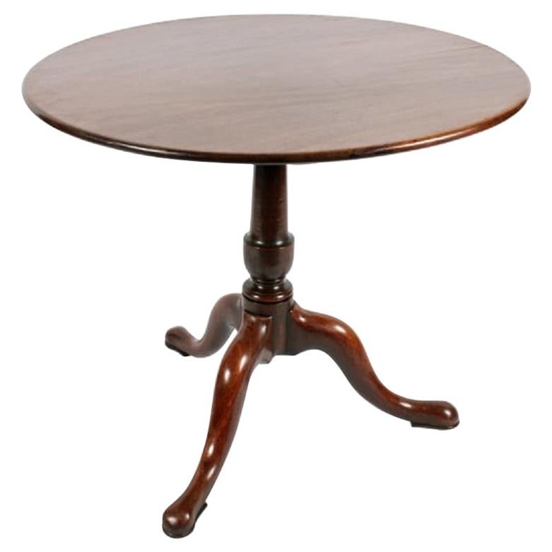 18th Century Mahogany Supper Table For Sale at 1stDibs