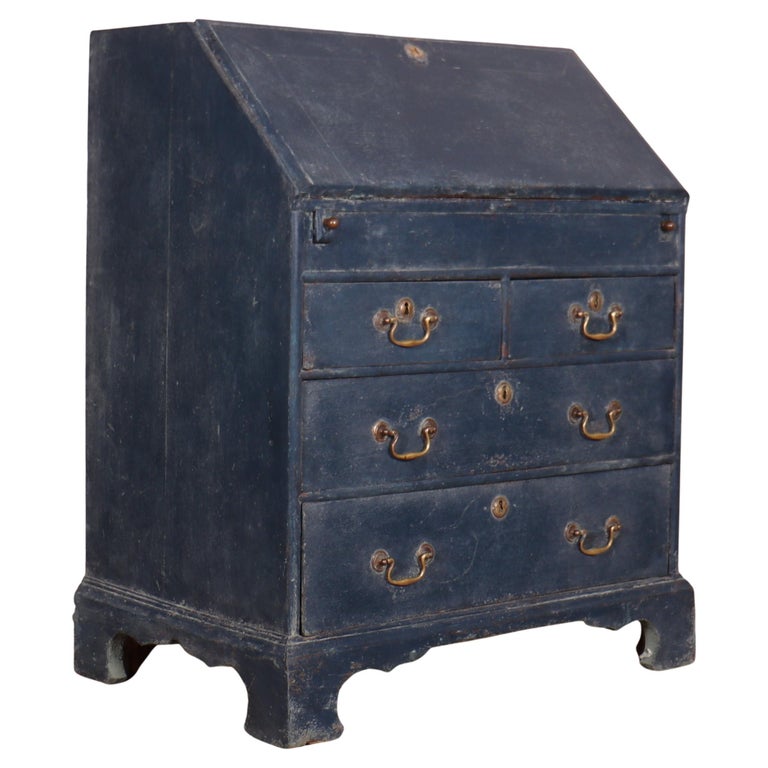 18th Century Painted Bureau For Sale at 1stDibs