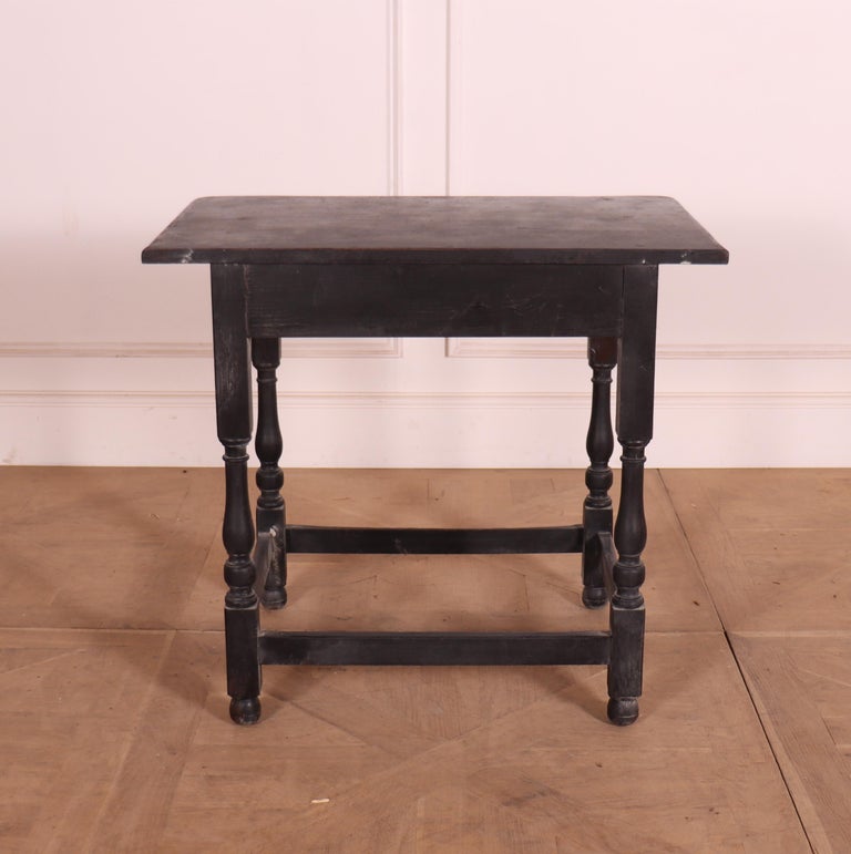 18th Century Painted Lamp Table For Sale at 1stDibs