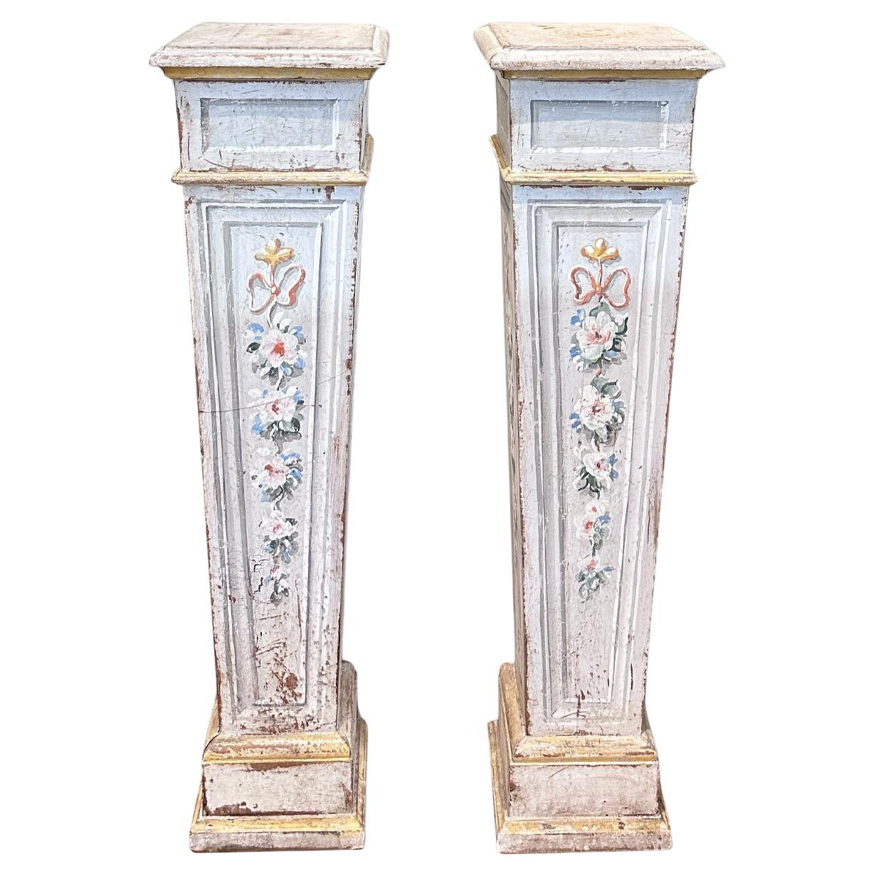 18th CENTURY PAINTED WOOD COLUMNS For Sale at 1stDibs