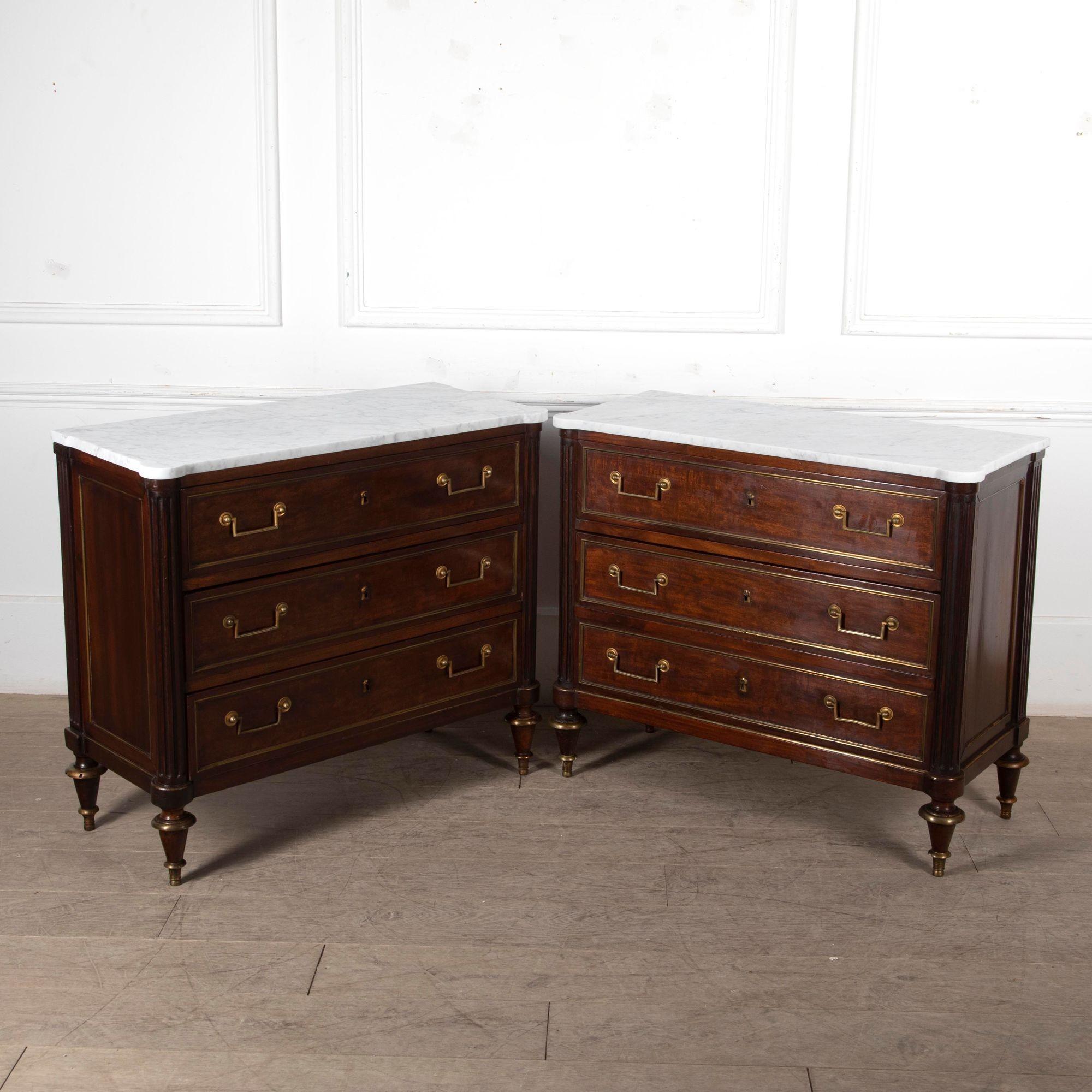 18th Century Pair of French Commodes at 1stDibs