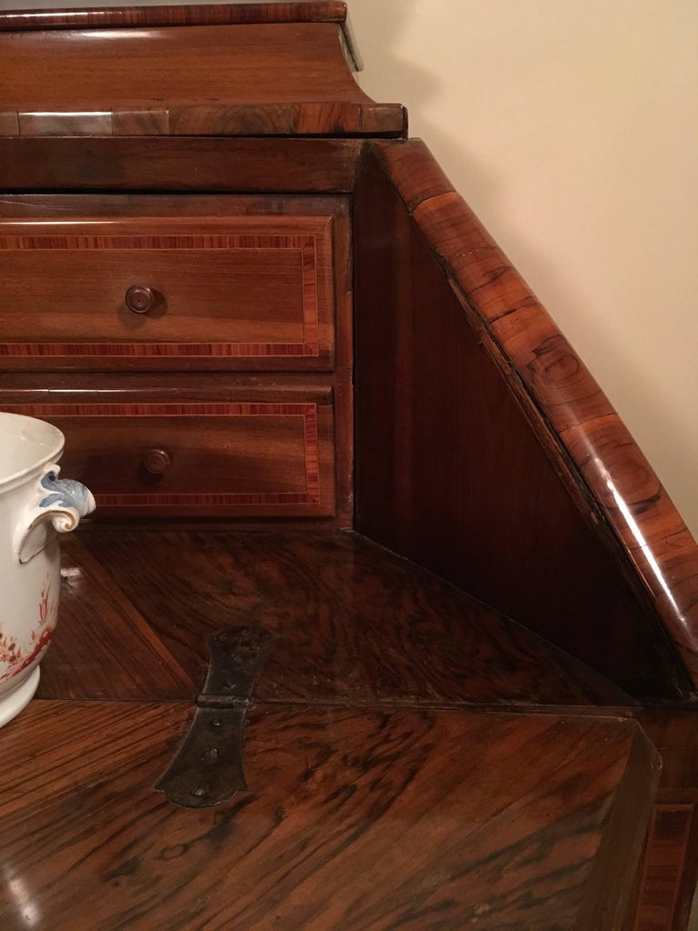 18th Century Pair of Italian Inlaid Walnut Chests of Drawers with ...