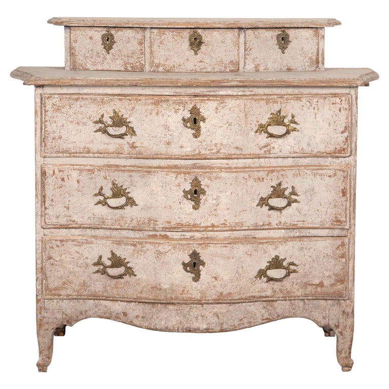 18th Century Period Rococo Commode For Sale at 1stDibs
