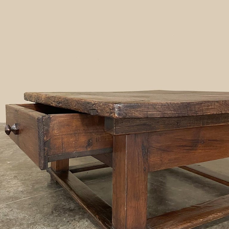 18th Century Rustic Coffee Table For Sale at 1stDibs