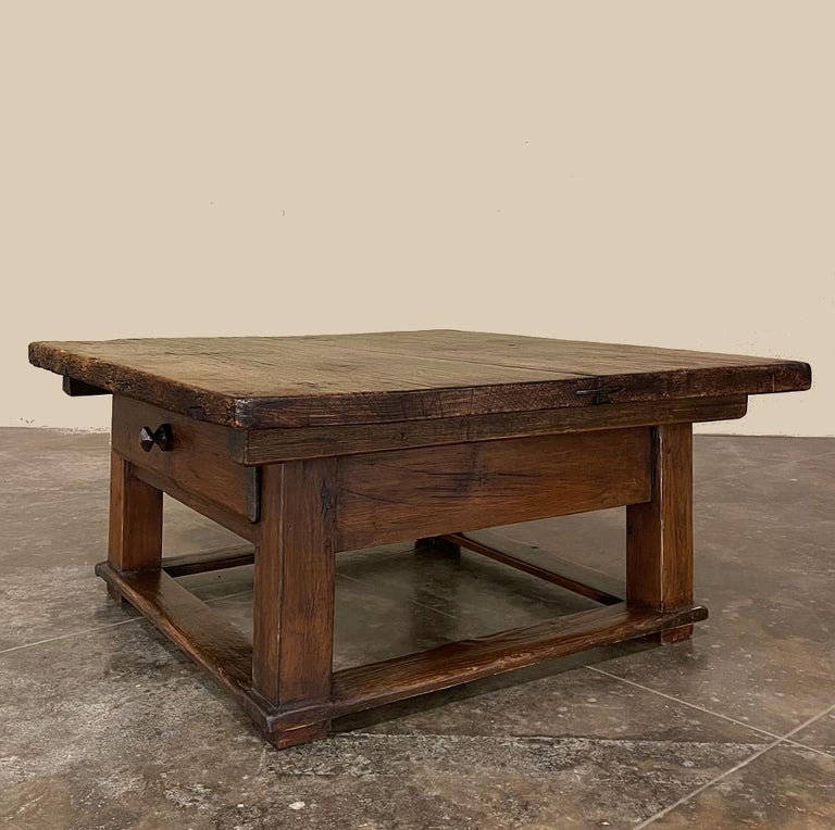 18th Century Rustic Coffee Table For Sale at 1stDibs