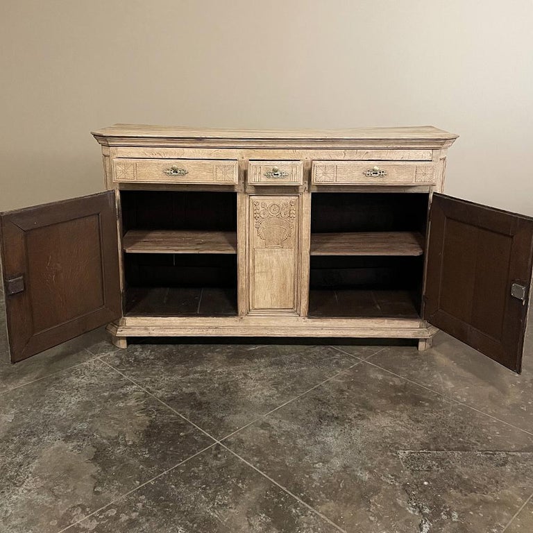 18th Century Rustic Country French Buffet For Sale at 1stDibs